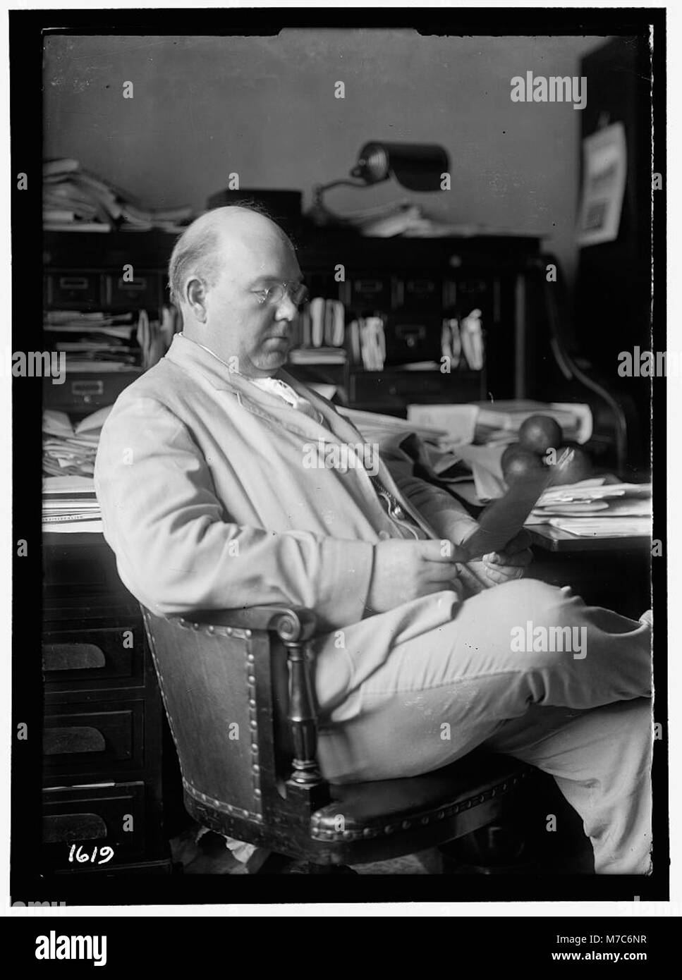 James carson hi-res stock photography and images - Alamy