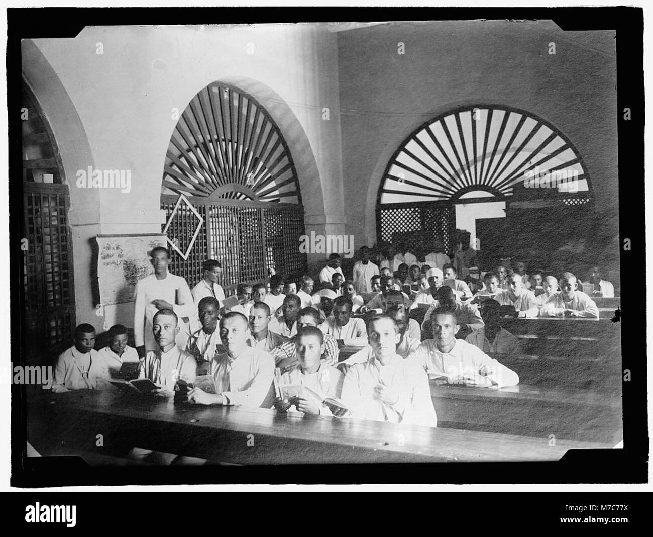 An image depicting the schools in Puerto Rico, reflecting the ...