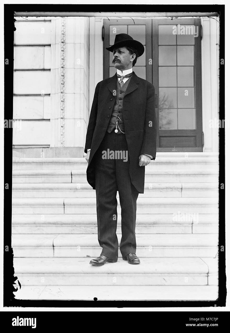 John knight shields hi-res stock photography and images - Alamy