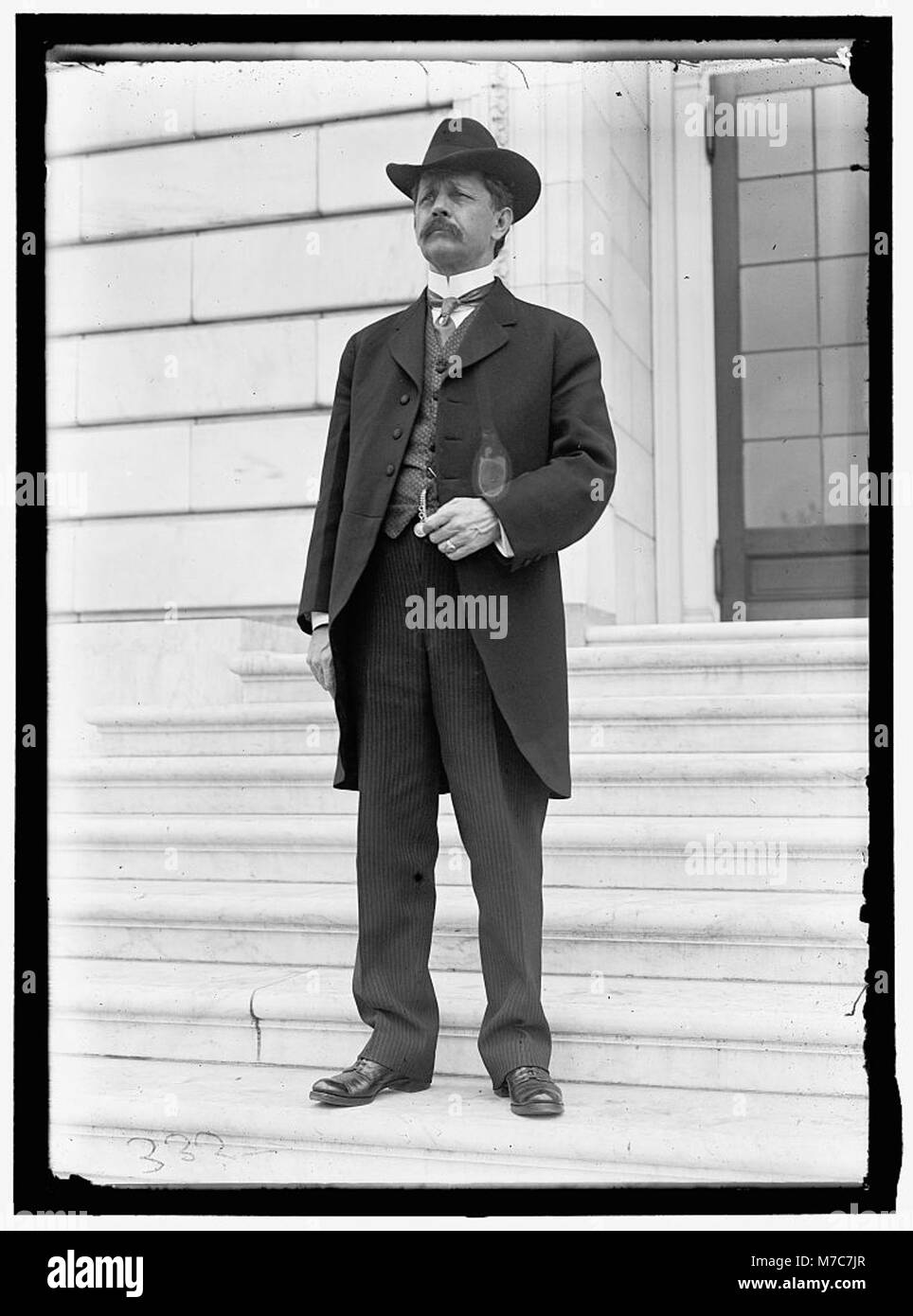 John knight hi-res stock photography and images - Alamy