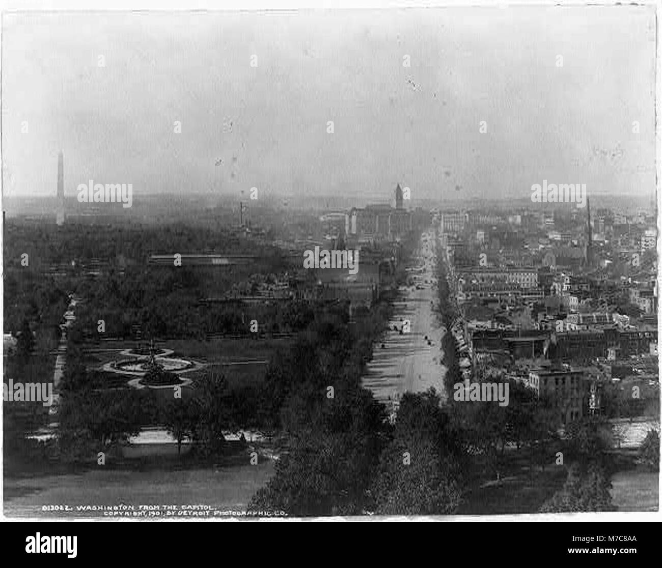 Washington monument scenic view Black and White Stock Photos & Images ...