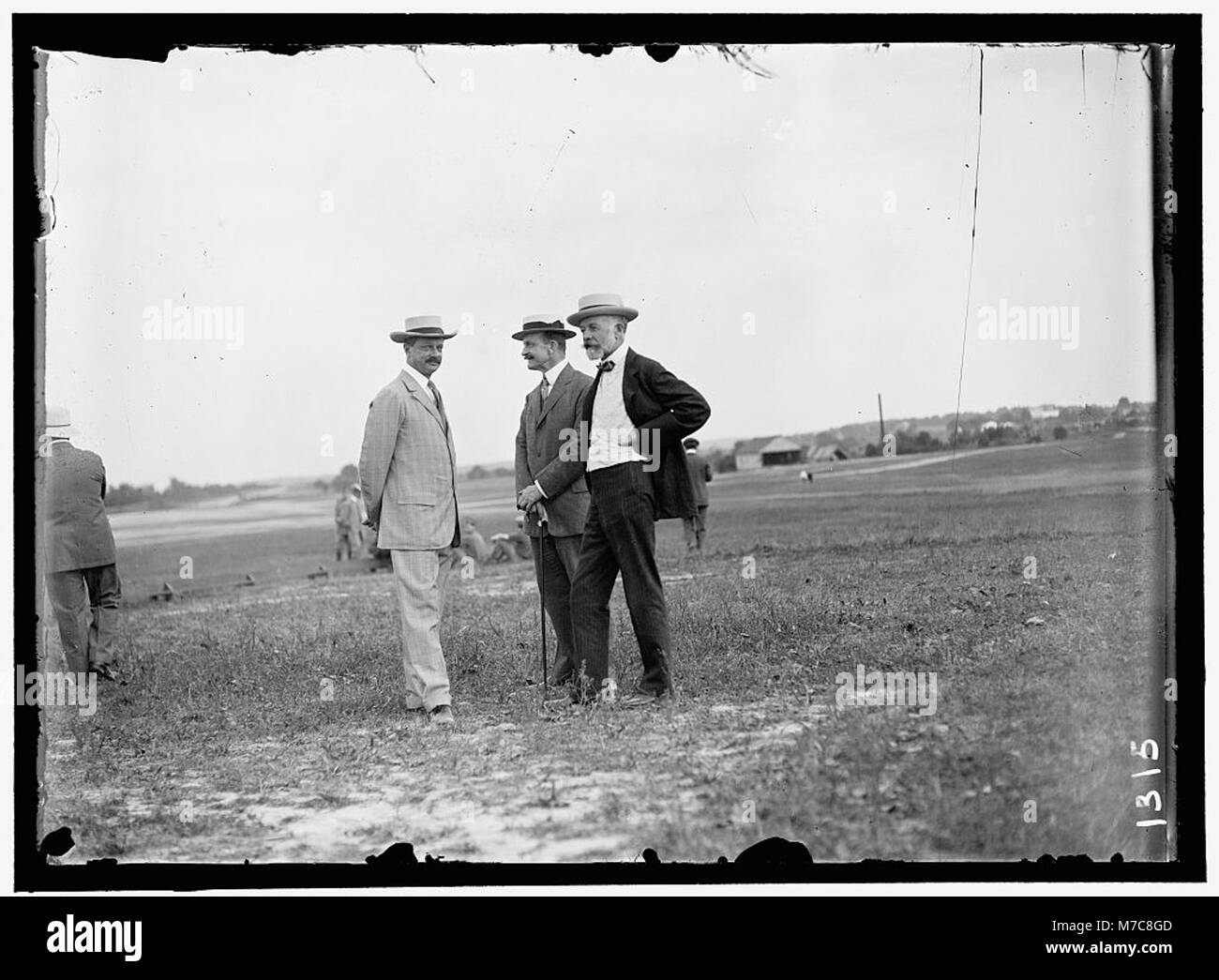 This image captures spectators at one of the Wright brothers' flight ...
