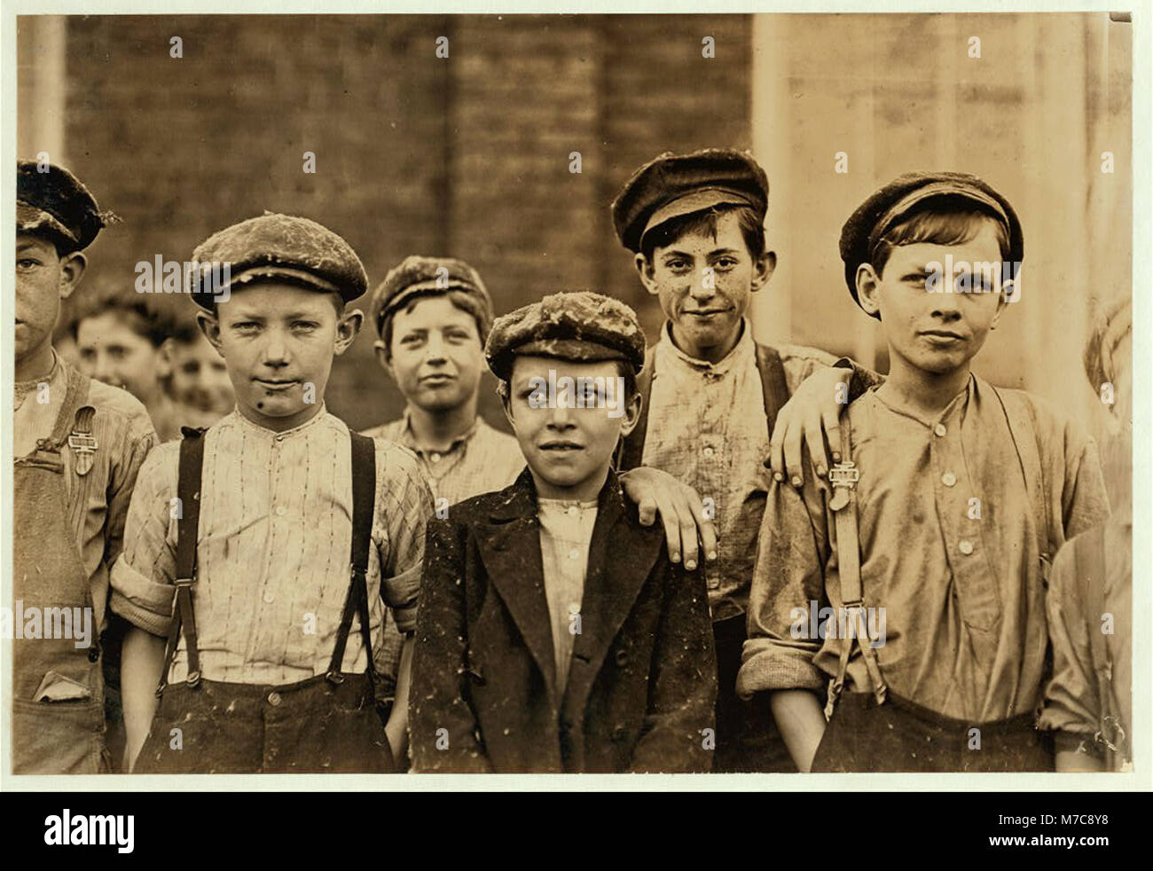 Doffer boys in Bibb Mill -1, Macon, Ga. LOC nclc.05400 Stock Photo - Alamy