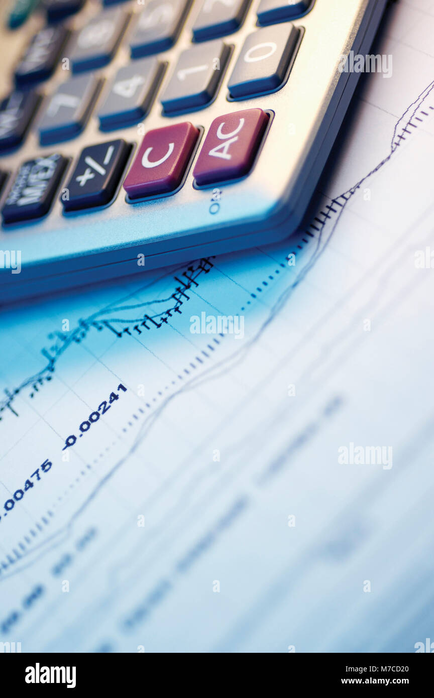 Calculator line graph hi-res stock photography and images - Alamy