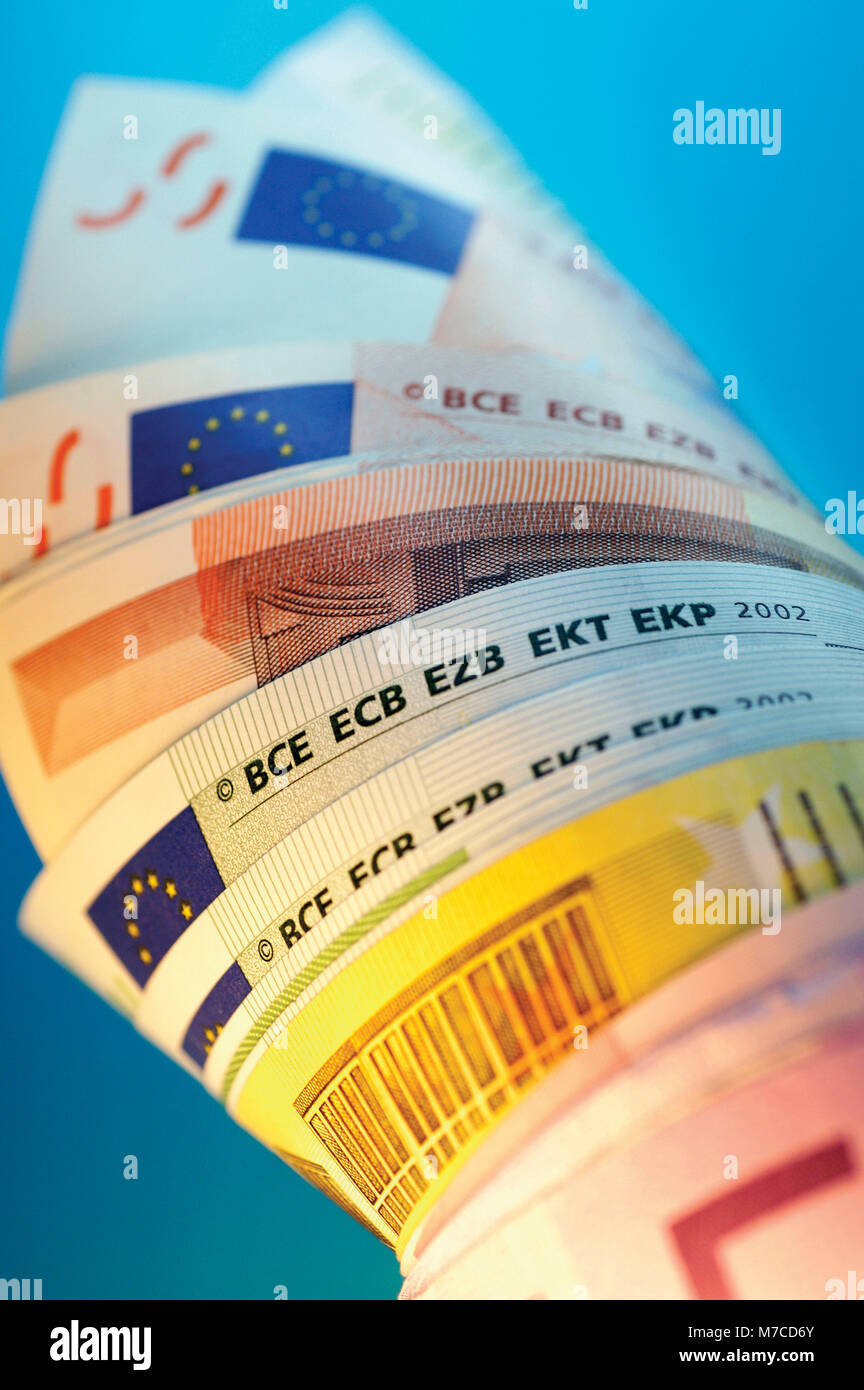 Colored banknotes hi-res stock photography and images - Alamy