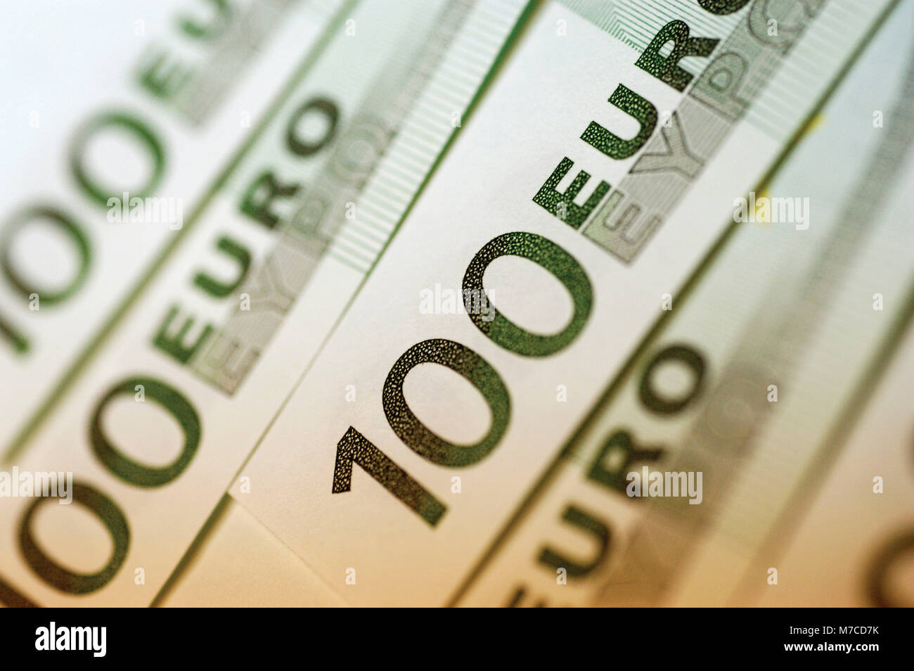 Close-up of one hundred Euro banknotes Stock Photo - Alamy