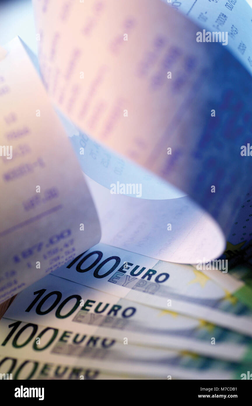 Close-up of a paper receipt of one hundred Euro banknotes Stock Photo ...