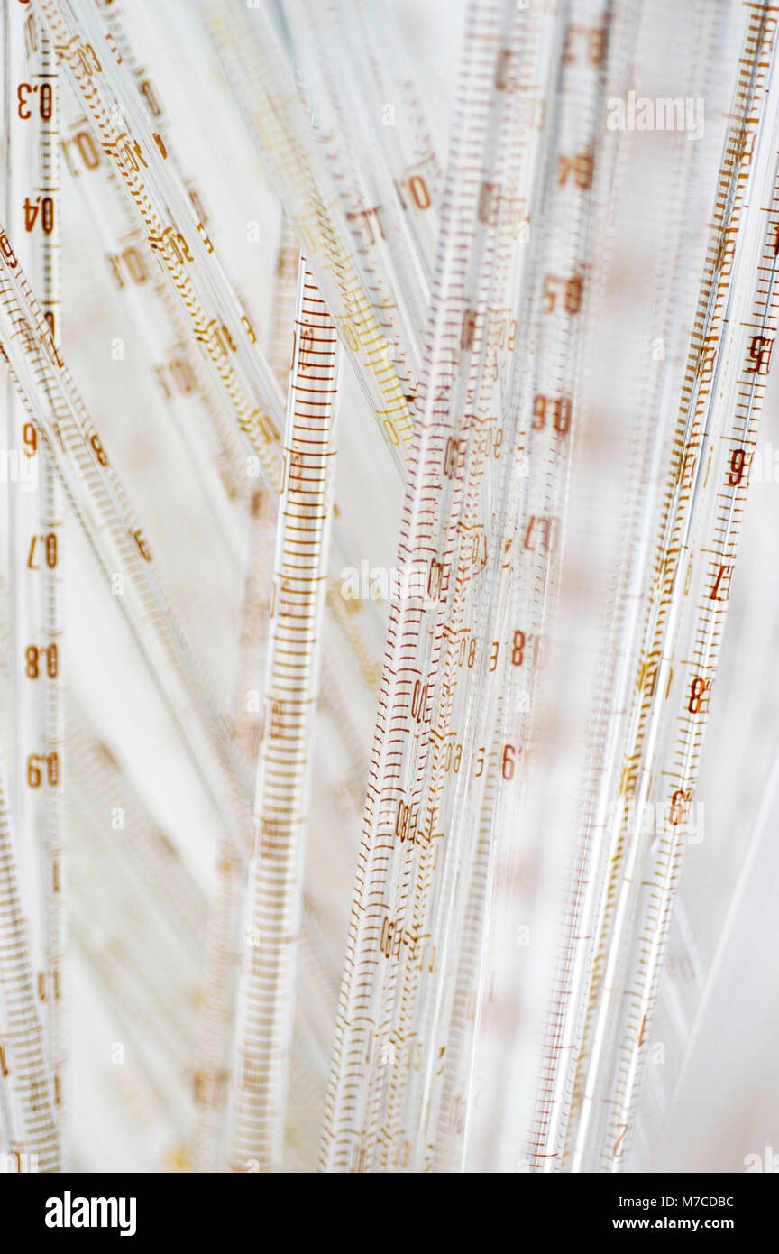 Measuring pipettes hi-res stock photography and images - Alamy