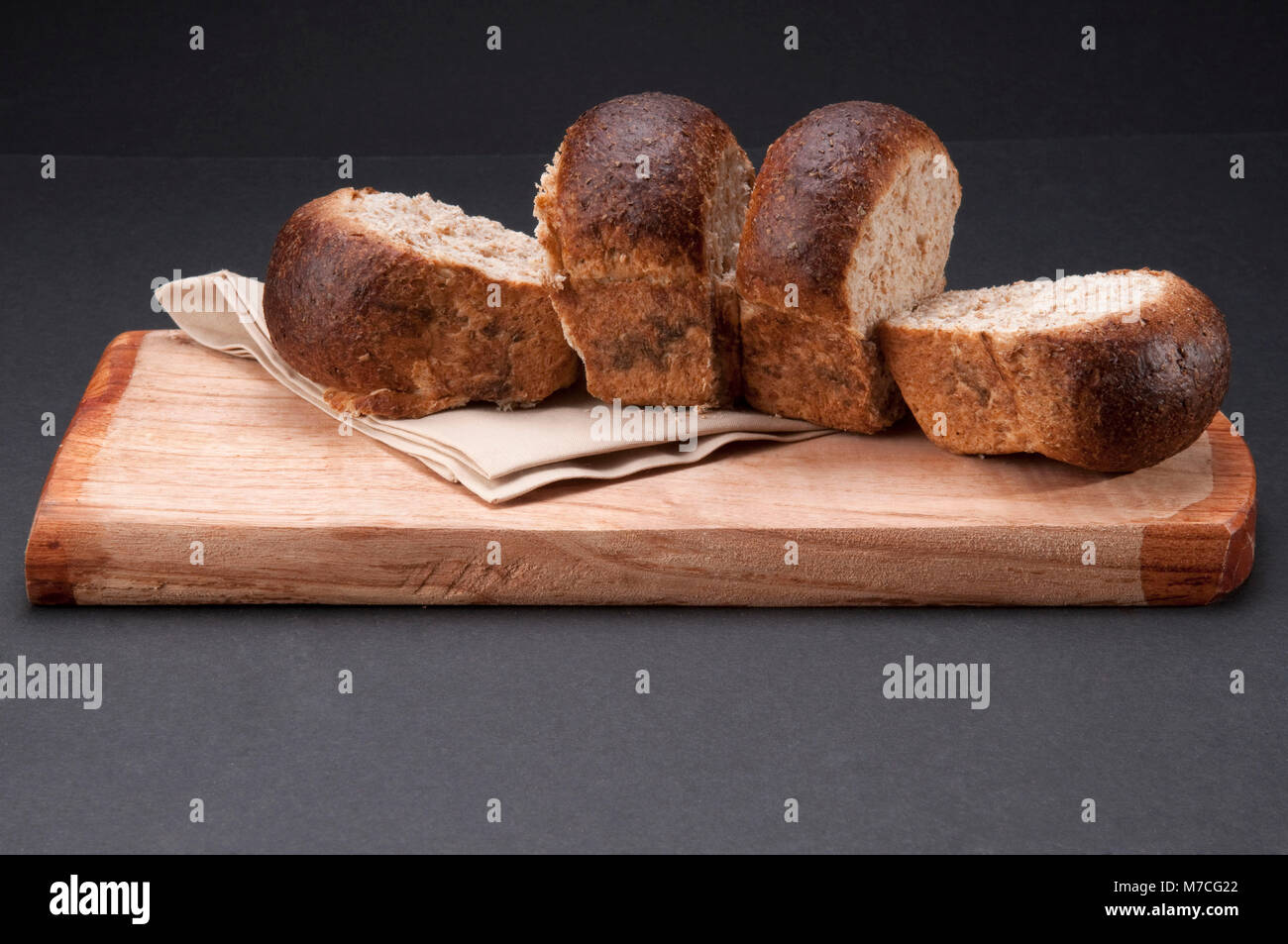 Whole cake sliced up hi-res stock photography and images - Alamy