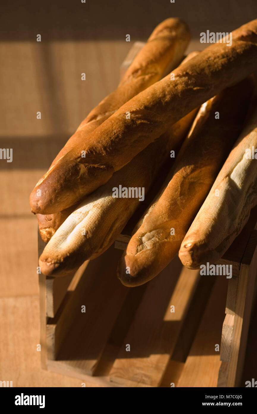 Close up of loaves of bread in a crate hi-res stock photography and ...