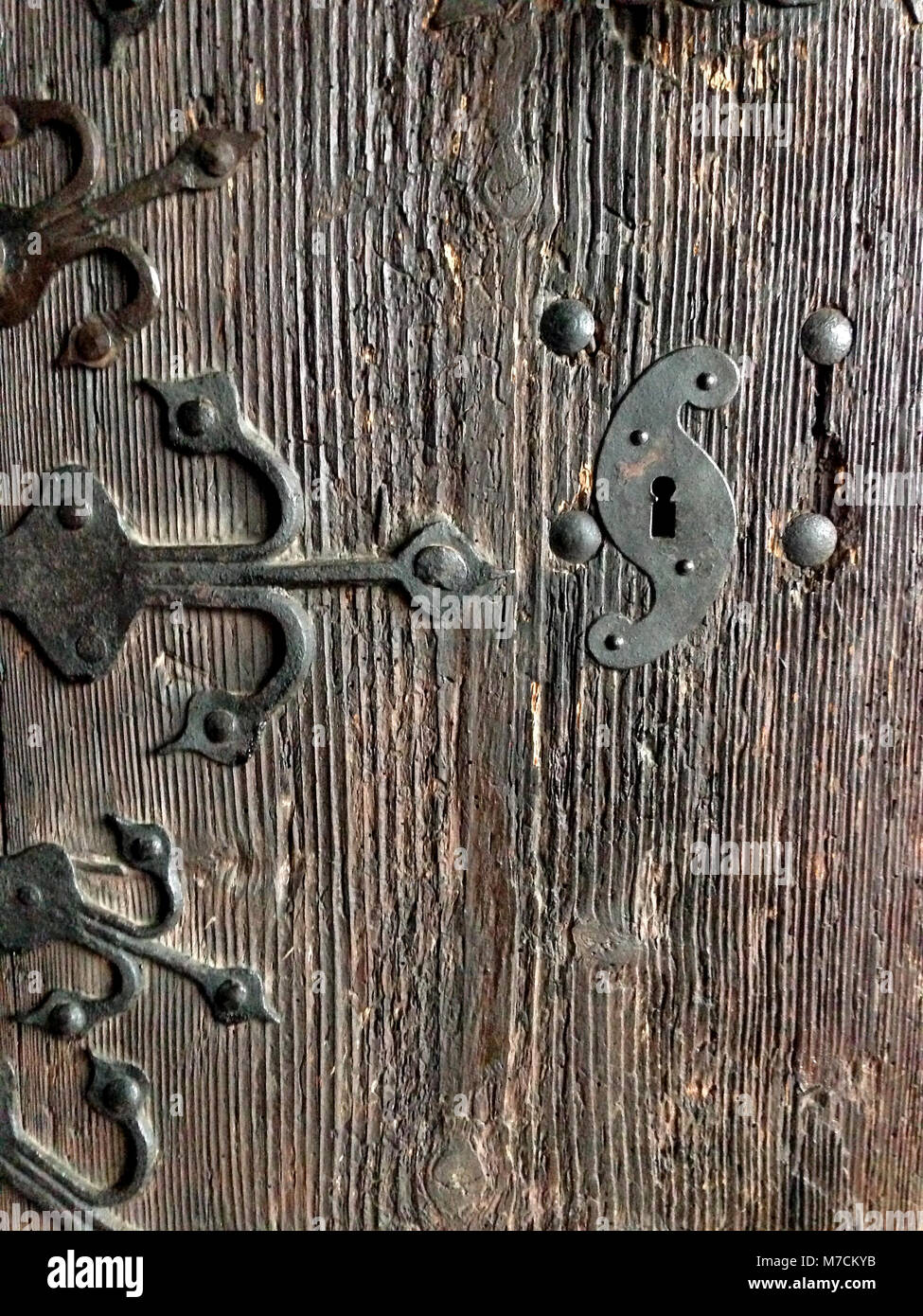Medieval door lock hi-res stock photography and images - Alamy