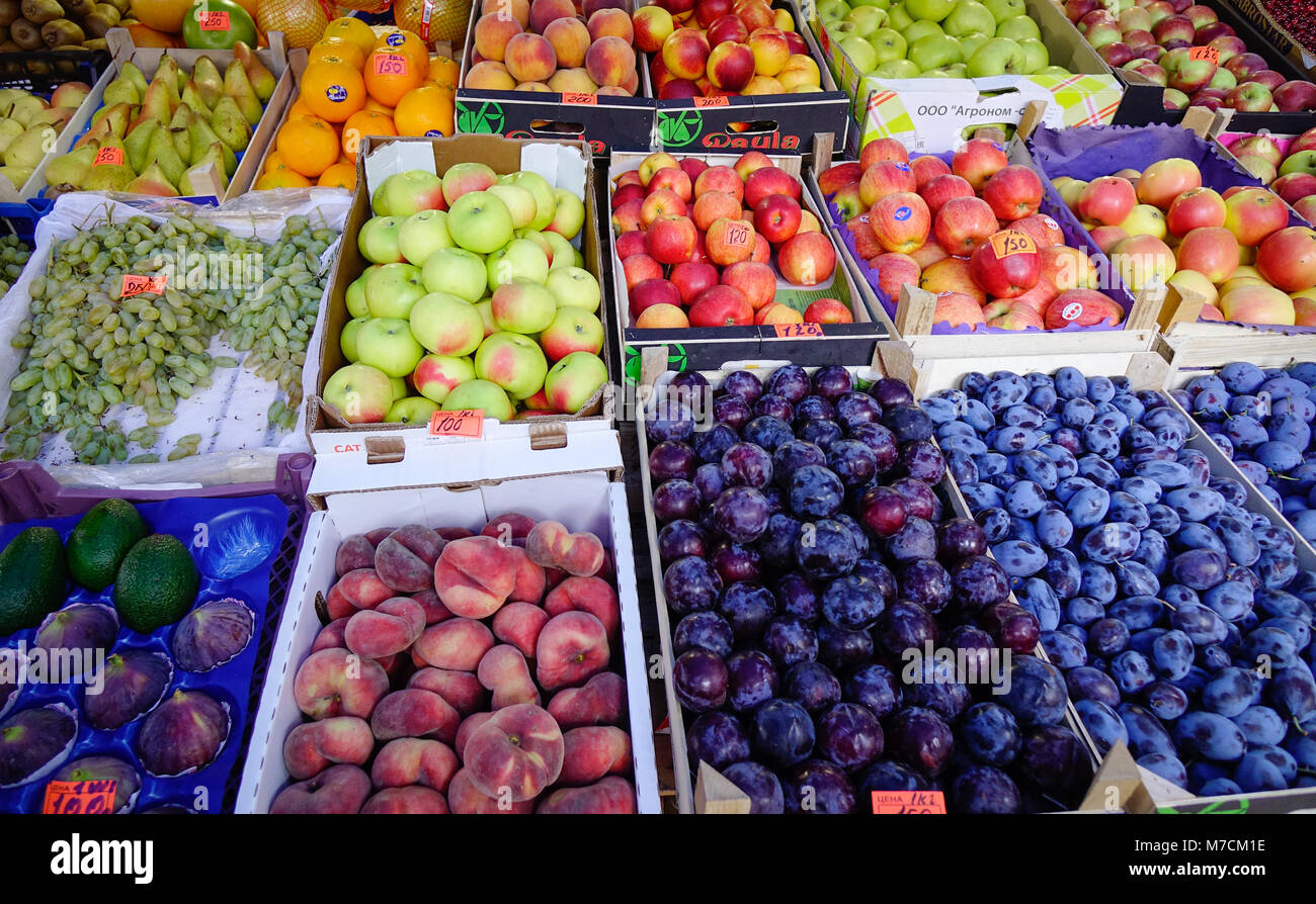 Fruit market at downtown in St. Petersburg, Russia Stock Photo - Alamy