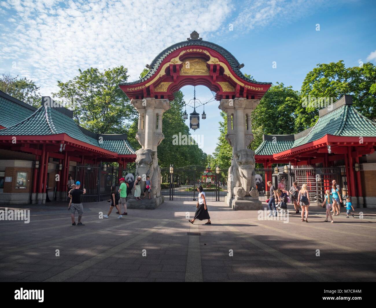 Berlin Zoo Entrance High Resolution Stock Photography and Images - Alamy