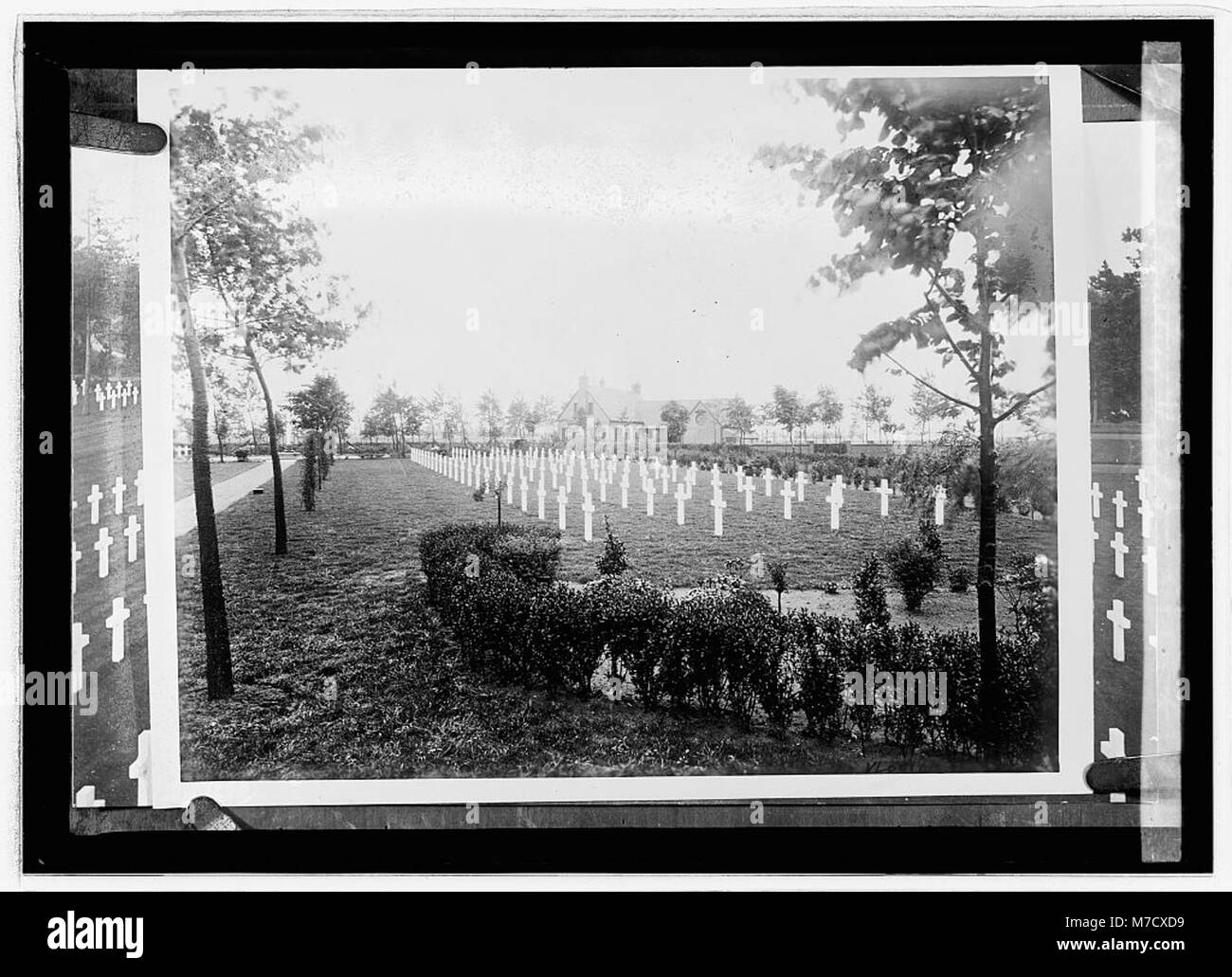 Flanders field historic Black and White Stock Photos & Images - Alamy