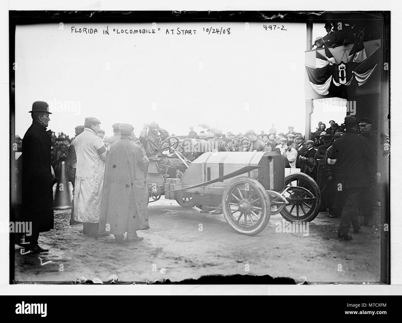 This photograph shows the car 'Locomobile' at the start of the ...