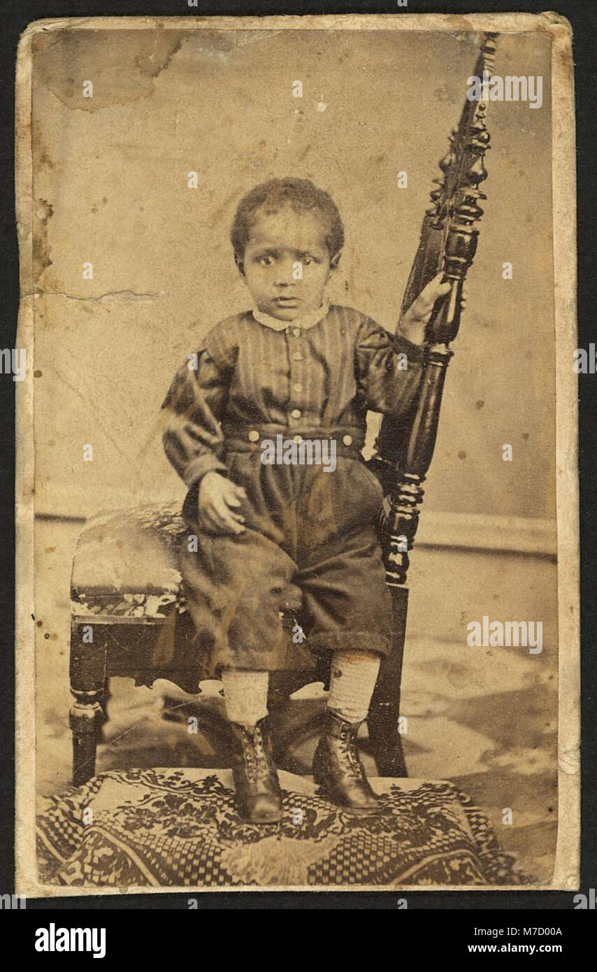 Early 1900s toddler hi-res stock photography and images - Alamy
