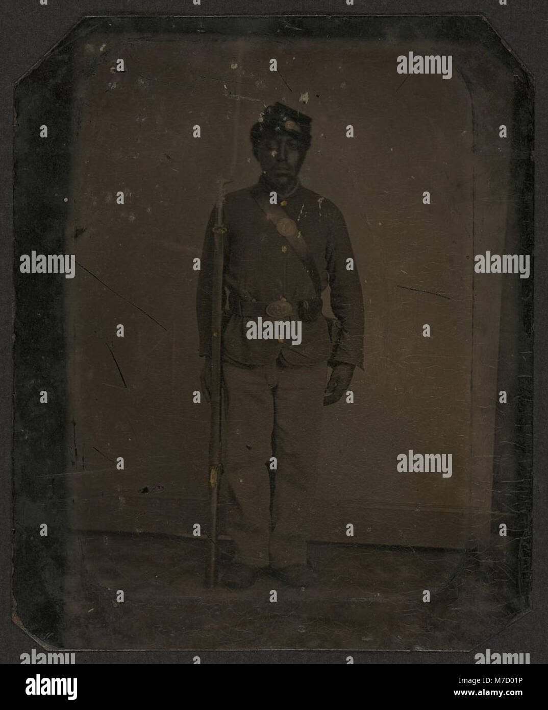 Rifle with fixed bayonet hi-res stock photography and images - Alamy