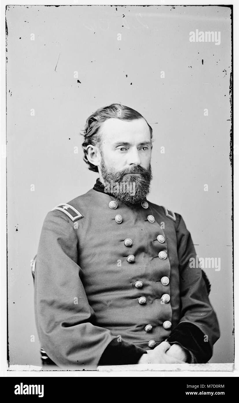 A portrait of General E.S. Bragg, a notable figure from the 6th ...