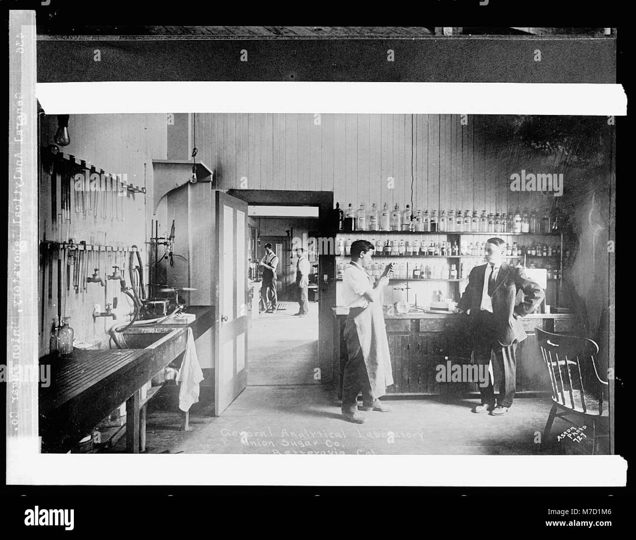 The american sugar refining company hi-res stock photography and images ...