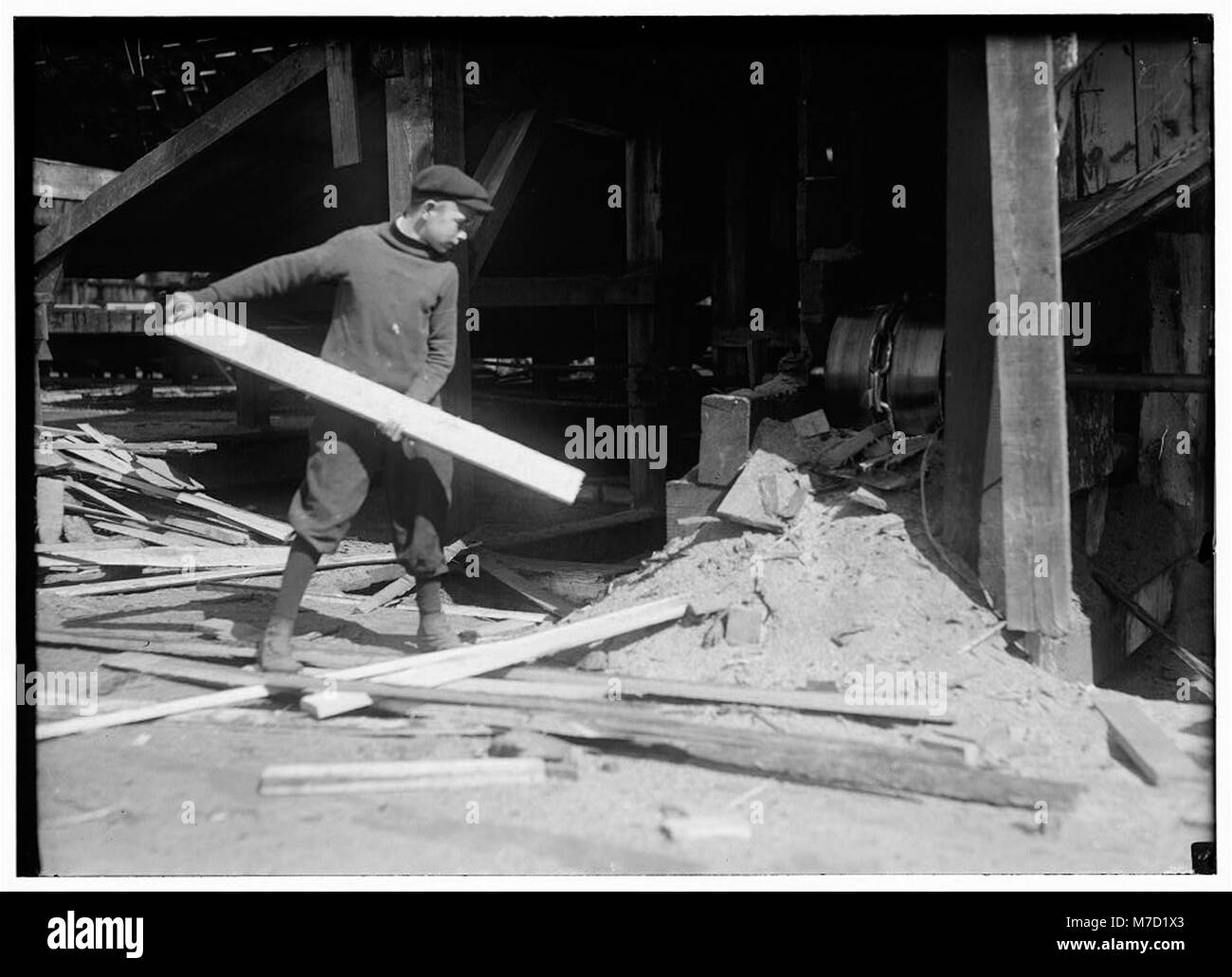 Mill chute hi-res stock photography and images - Alamy