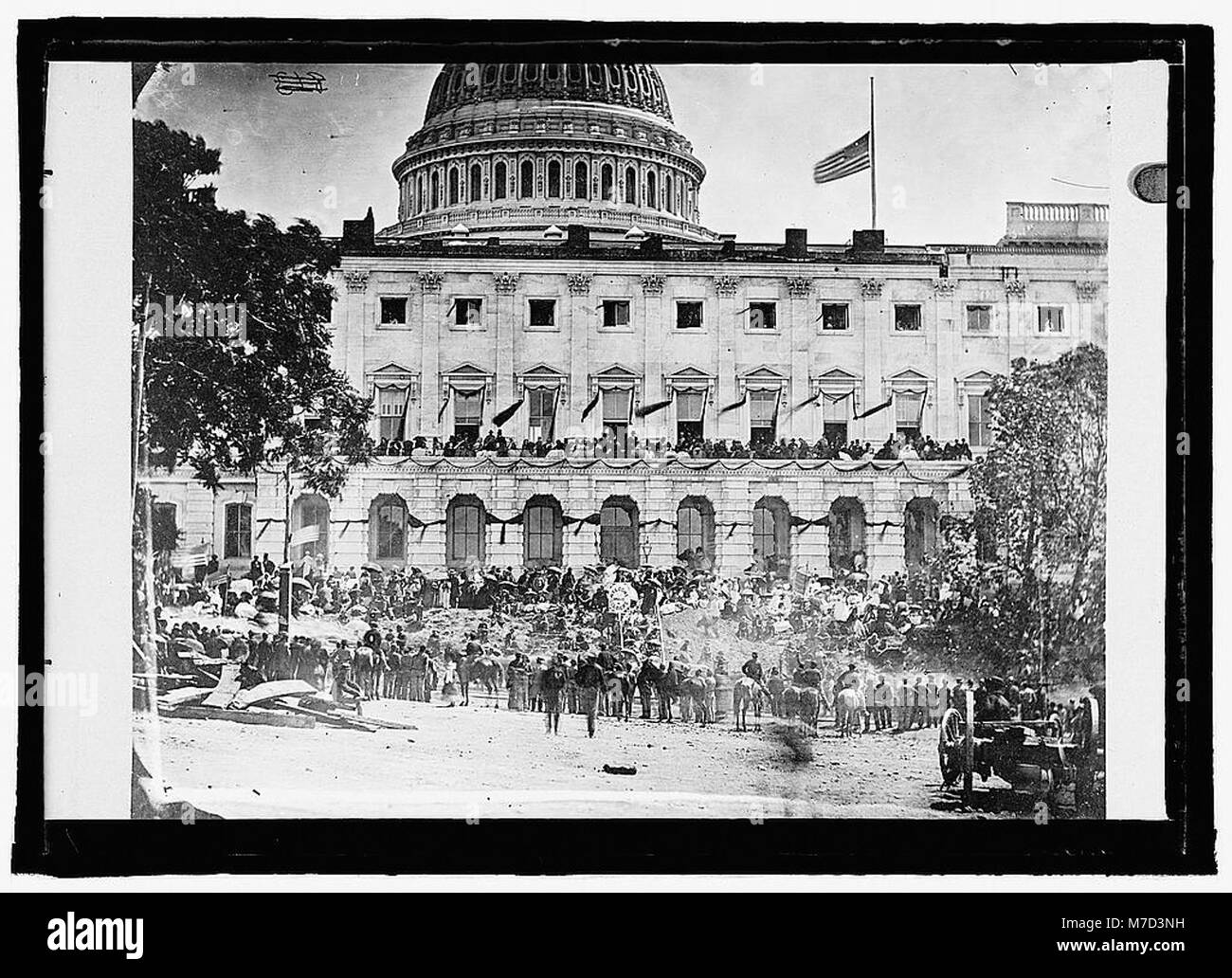 Post civil war parade Black and White Stock Photos & Images - Alamy