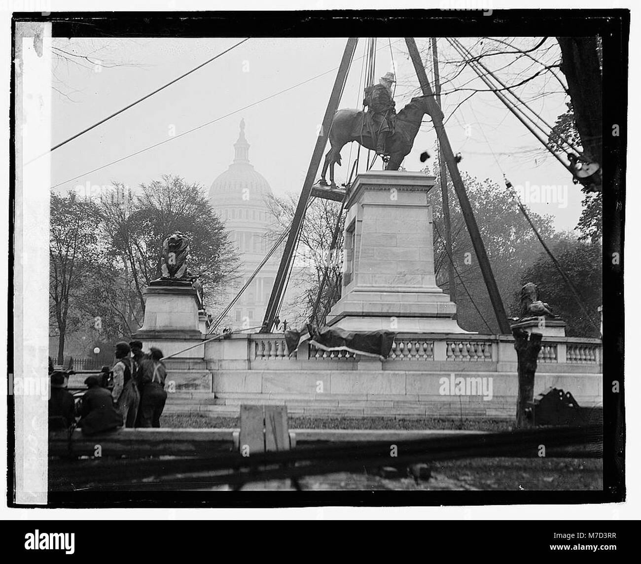 A photograph of the Grant Memorial, honoring Ulysses S. Grant, located ...
