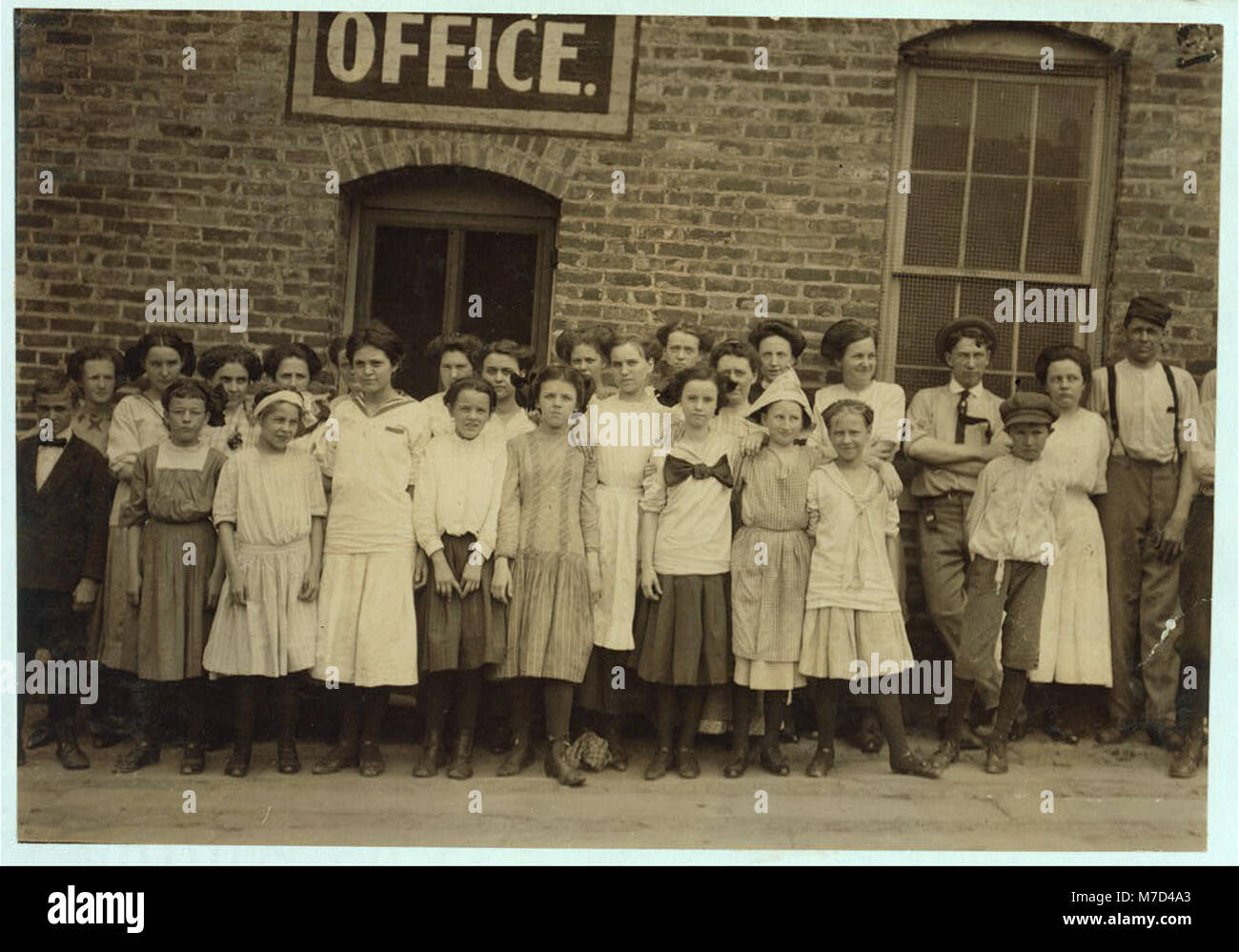 Knitting works hi-res stock photography and images - Alamy