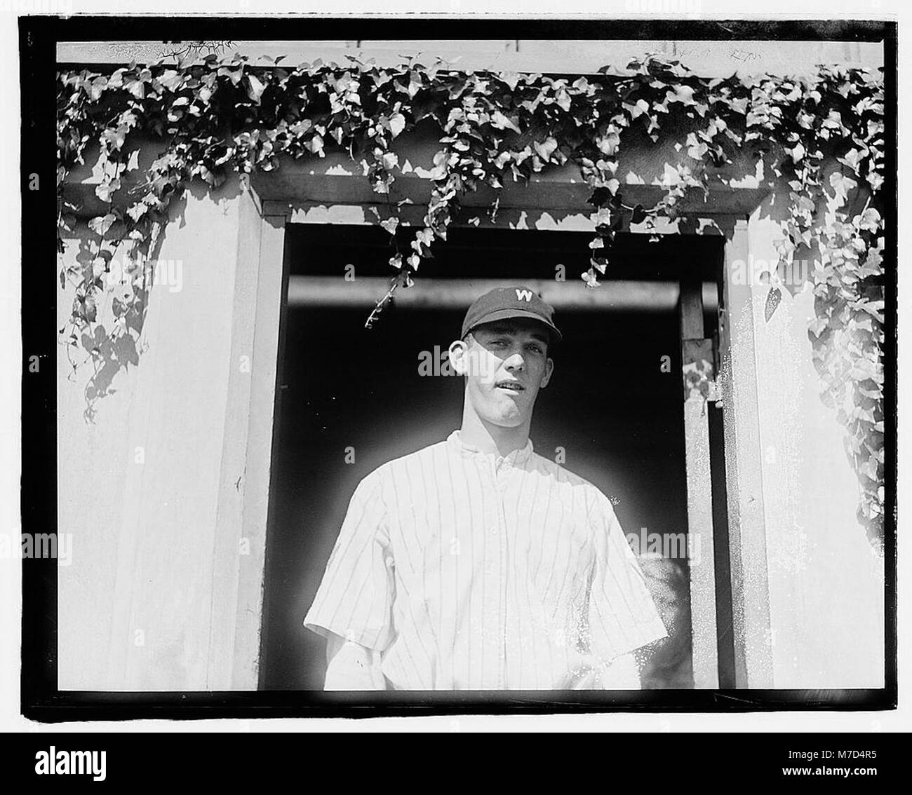 1900's baseball uniform hi-res stock photography and images - Alamy