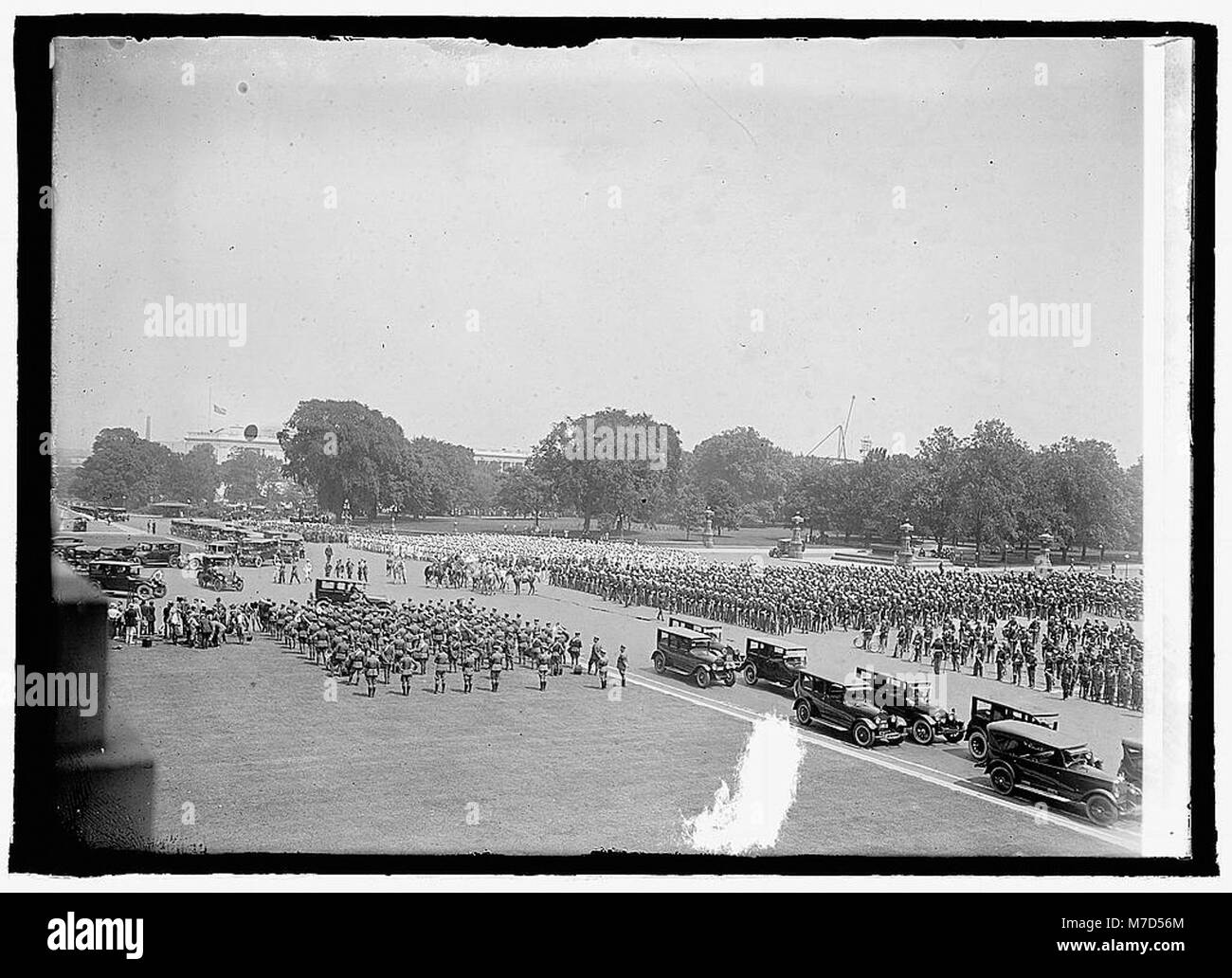 This photograph captures the funeral of U.S. President Warren G ...