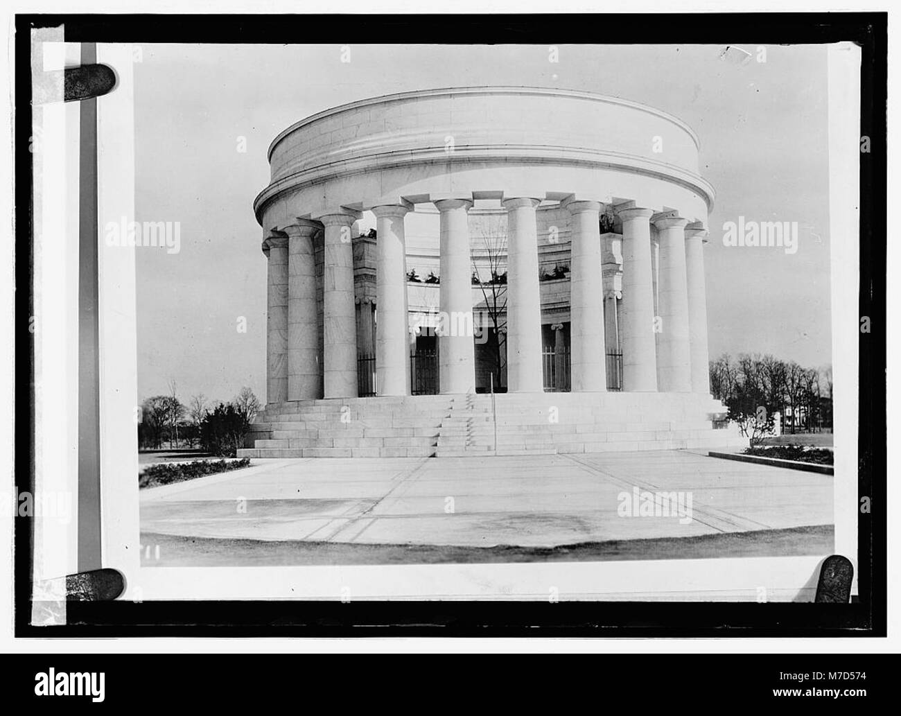 A photograph of the Harding Memorial in Marion, Ohio, a monument ...