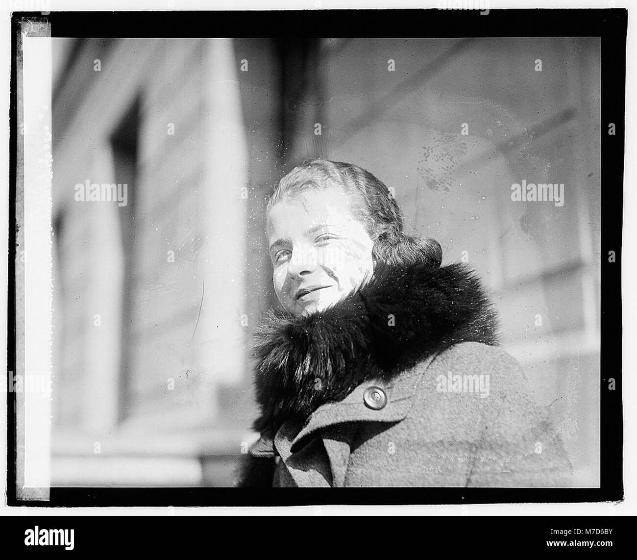 Photograph of government workers, capturing their daily life and work ...