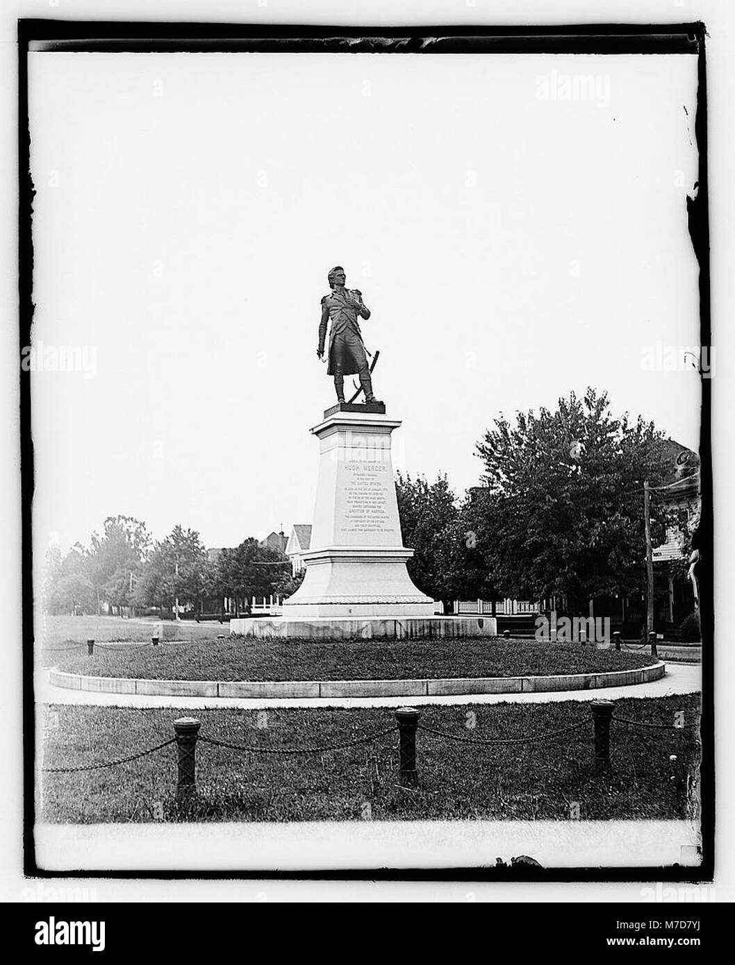 The Hugh Mercer Monument in Fredericksburg, Virginia, honors the legacy ...