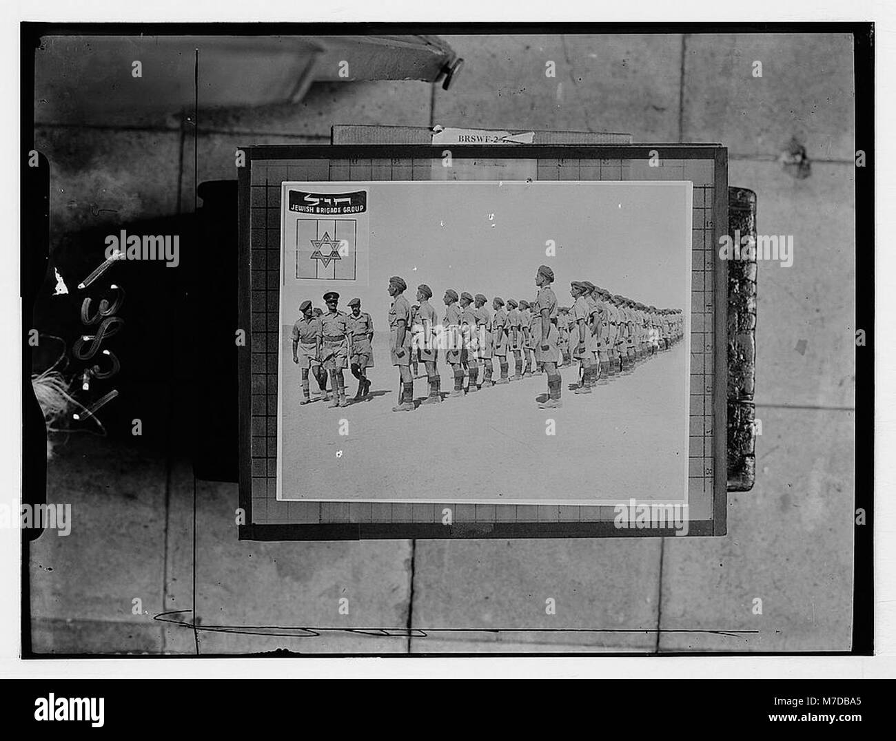 This image depicts the recruitment process of the Jewish Brigade, part ...