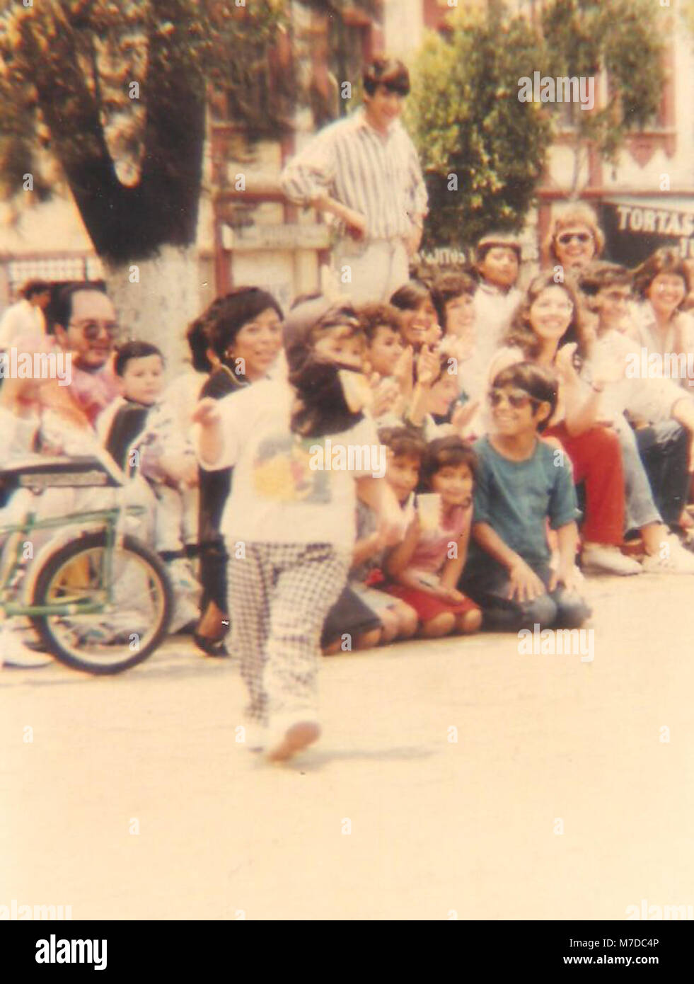 Photograph of children from Sinaloa, Mexico, participating in a peace ...