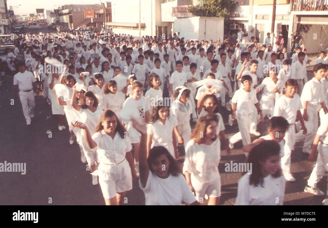 A photograph showing children from Sinaloa, Mexico, promoting peace ...