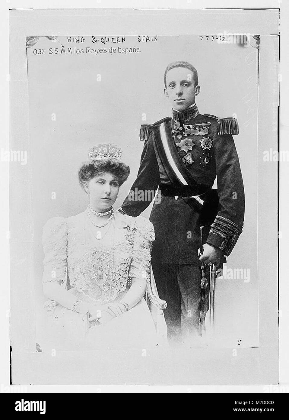 A formal portrait of the King and Queen of Spain, capturing the royal ...