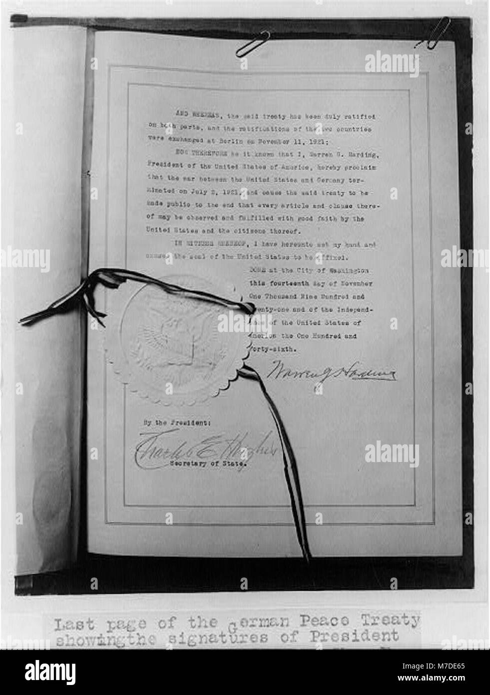 The final page of the peace treaty signed by President Warren G ...