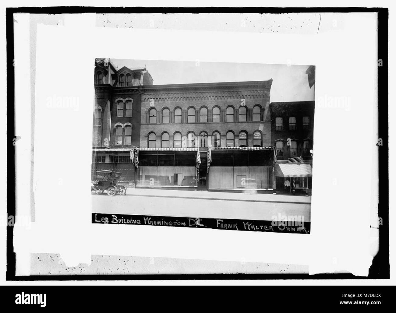An image of the Lee building located at the intersection of 10th and F ...