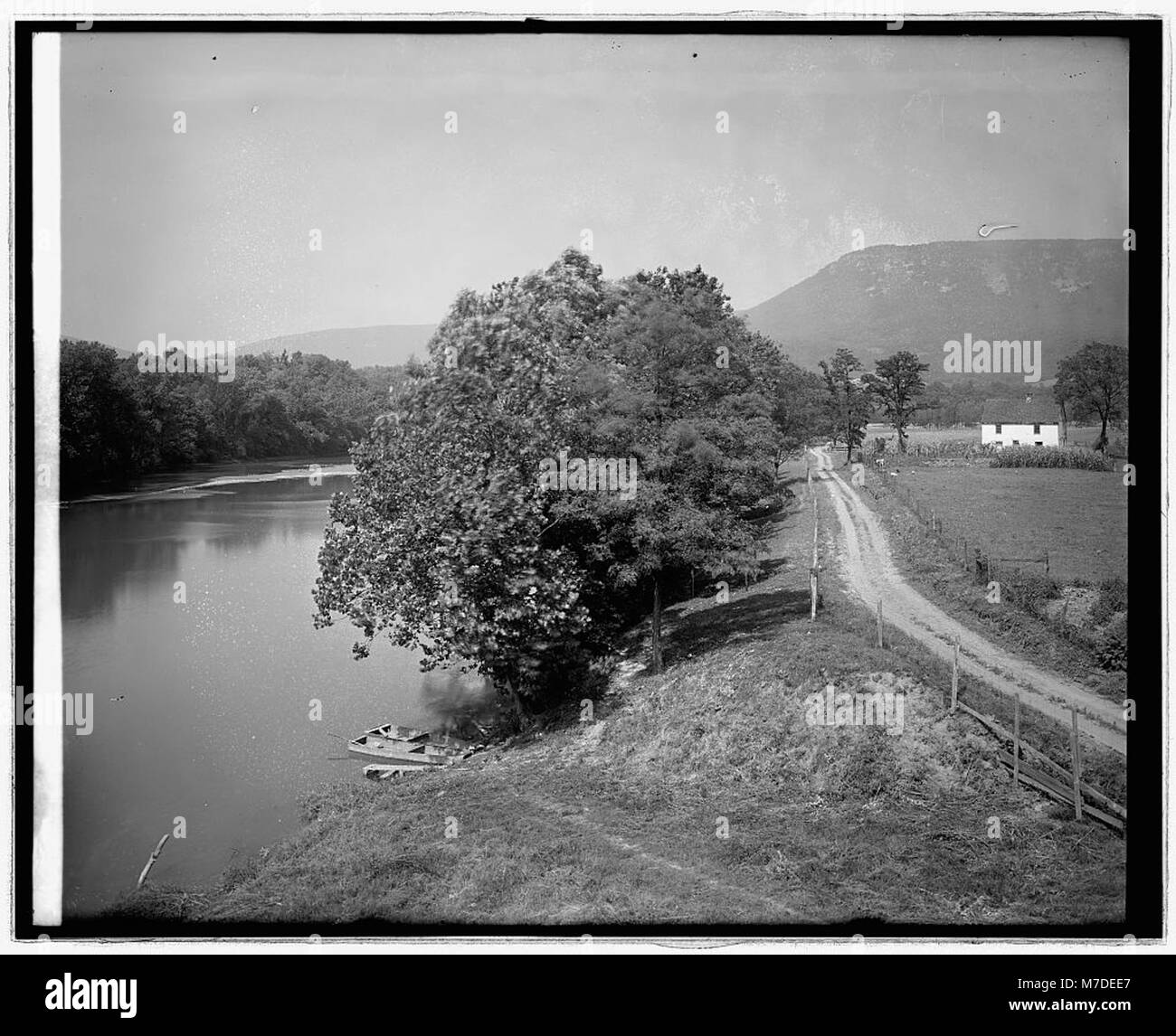 Lee highway Black and White Stock Photos & Images - Alamy