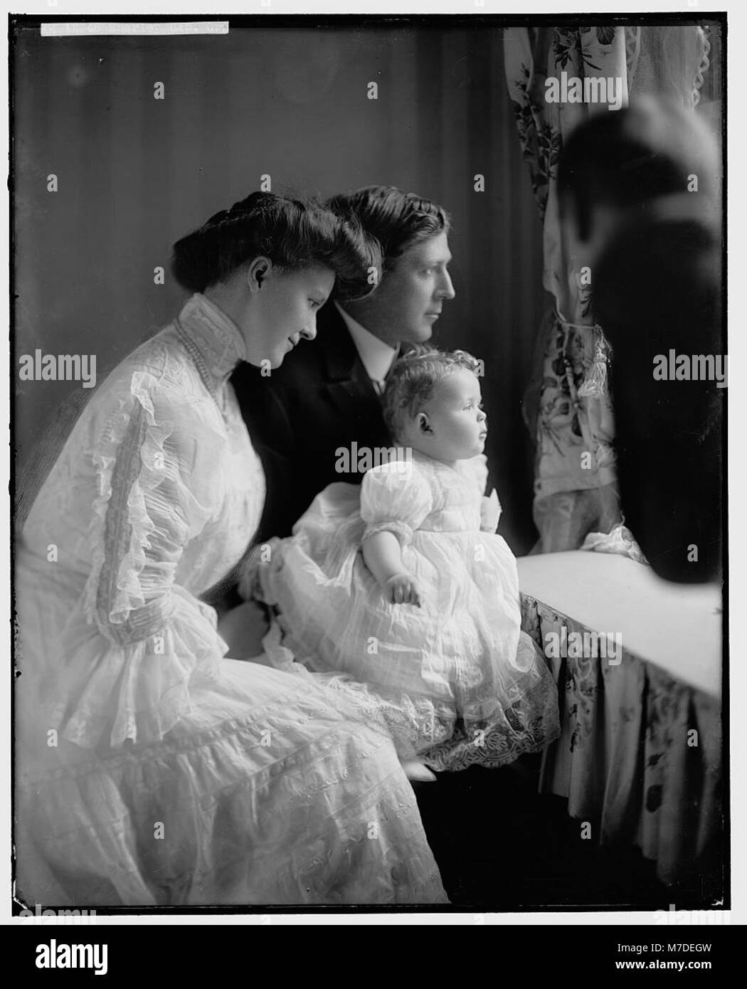 An interior photograph of Mrs. L.Z. Leiter's house, capturing the ...