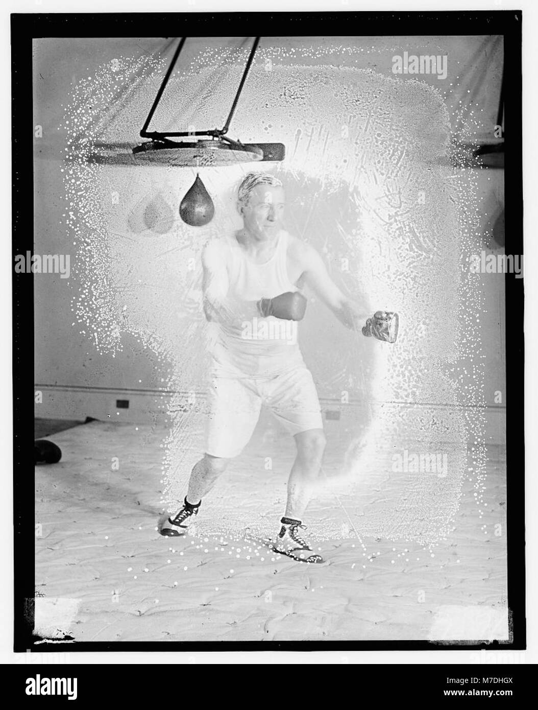 Old man boxing Black and White Stock Photos & Images - Alamy