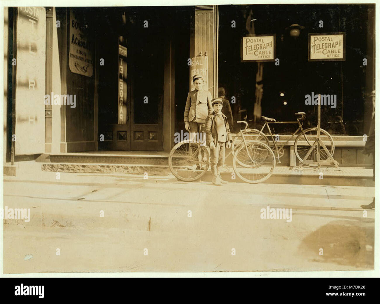 Messenger boys hi-res stock photography and images - Alamy