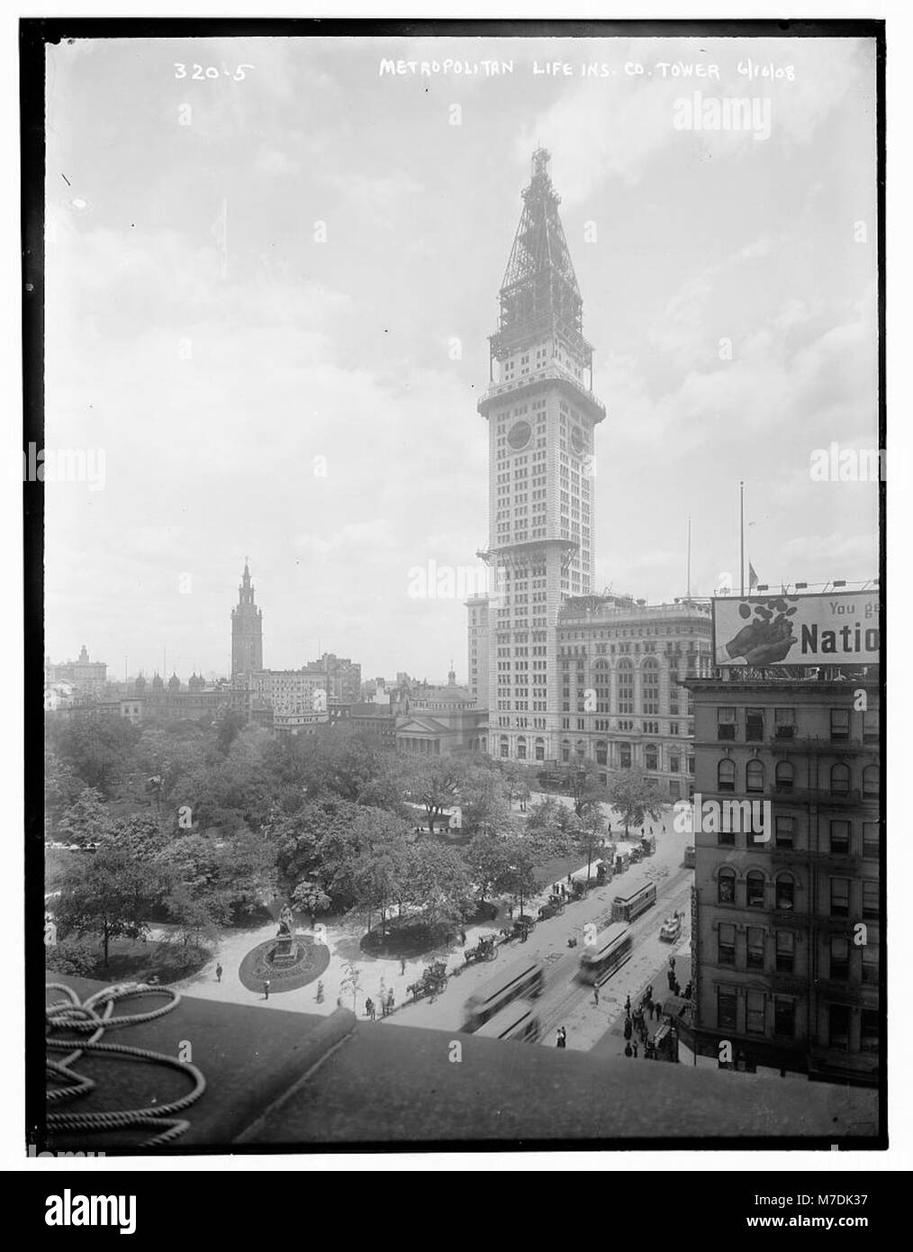 The Metropolitan Life Insurance Company Tower in New York City, an ...