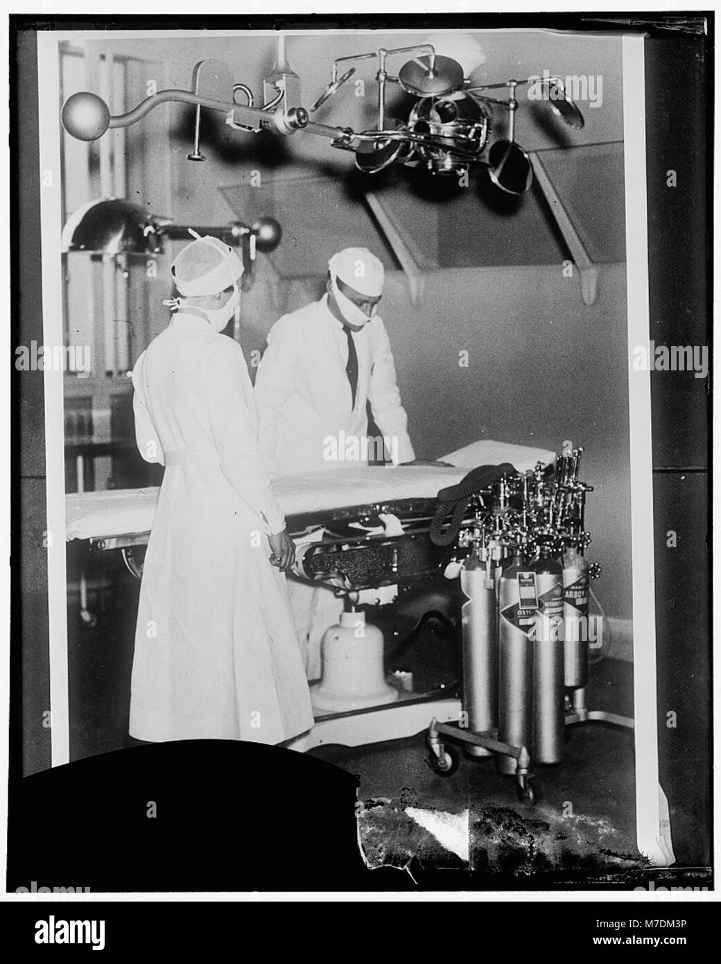 An image depicting modern surgical practices, highlighting the medical ...