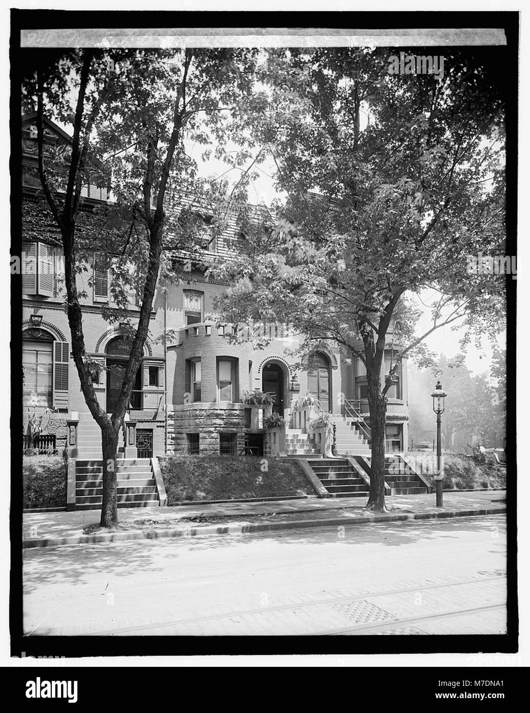 The house of Mrs. E.L. O'Leary, associated with the famous Chicago Fire ...