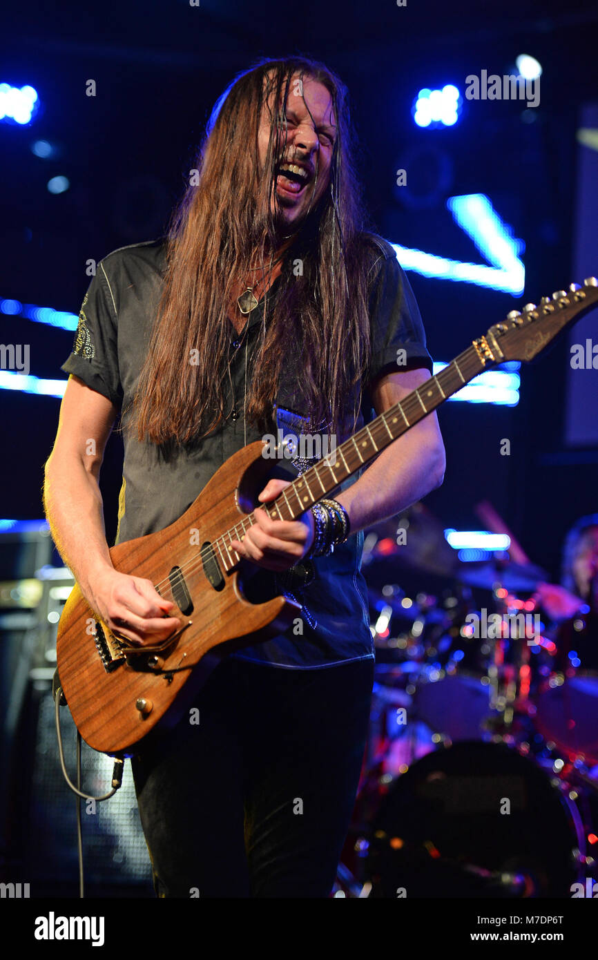 FORT LAUDERDALE FL - JULY 3: Kip Winger and Reb Beach of Winger perform ...