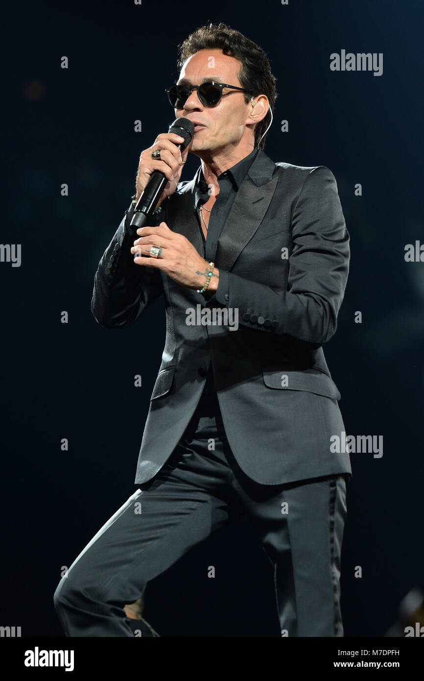 MIAMI, FL - OCTOBER 03: Marc Anthony performs at American Airlines ...