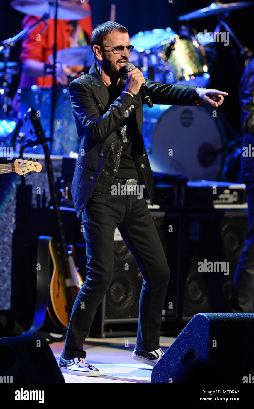 LAUDERDALE FL - OCTOBER 21: Ringo Starr performs at The Broward Center ...