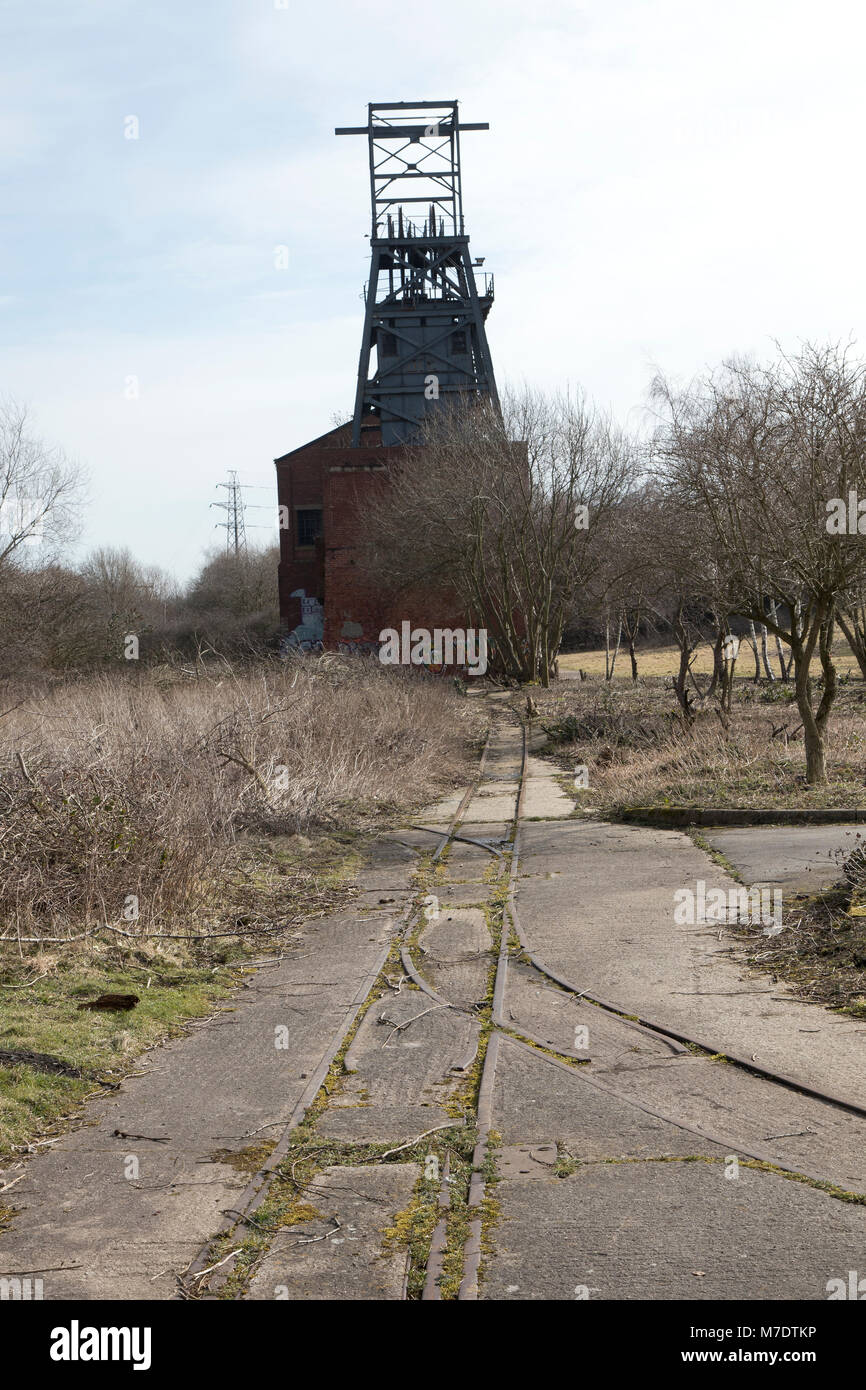 Mine pit england yorkshire hi-res stock photography and images - Alamy