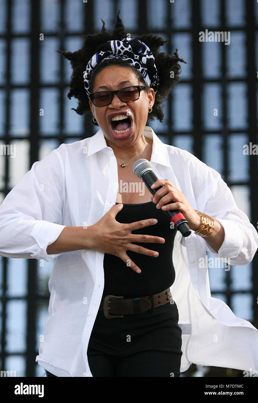 Rachelle ferrell hi-res stock photography and images - Alamy